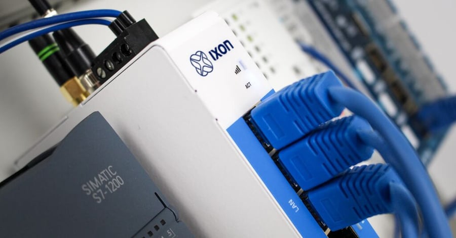 Flexible machine performance analysis dashboards | IXON Cloud